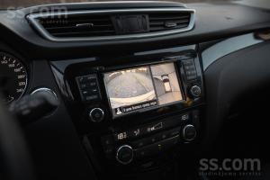 White Nissan Qashqai 2017 in Jelgava, with an engine capacity of 1.20 L and mileage of 165 thousand km for 8290 €, photo 16 on AUTOMOTO.COM.LV