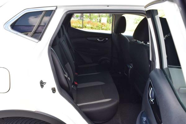 Balts Nissan Qashqai 2017 Viļņa, ar dzinēja tilpumu 1.60 L un nobraukumu 244 tūkst. km par 9800 €, foto 10 vietnē AUTOMOTO.COM.LV
