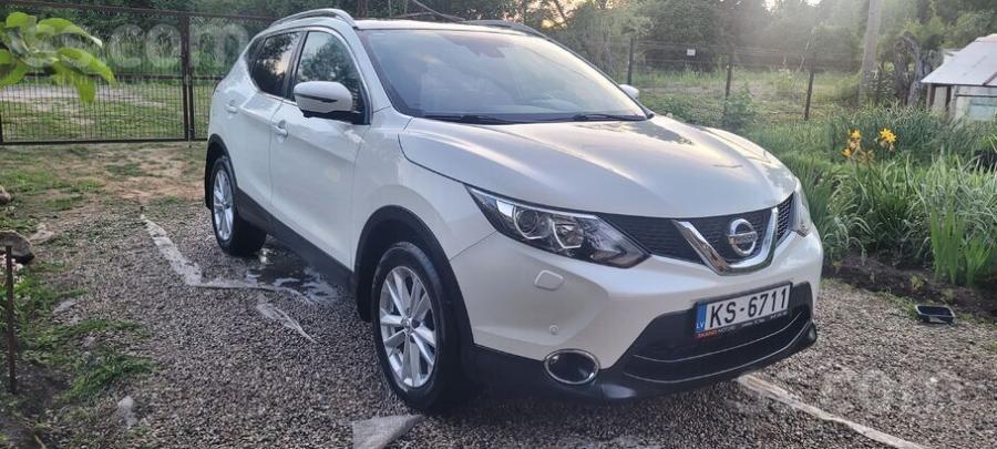 Balts Nissan Qashqai 2017 Rīga, ar dzinēja tilpumu 1.20 L un nobraukumu 179 tūkst. km par 9500 €, foto 1 vietnē AUTOMOTO.COM.LV