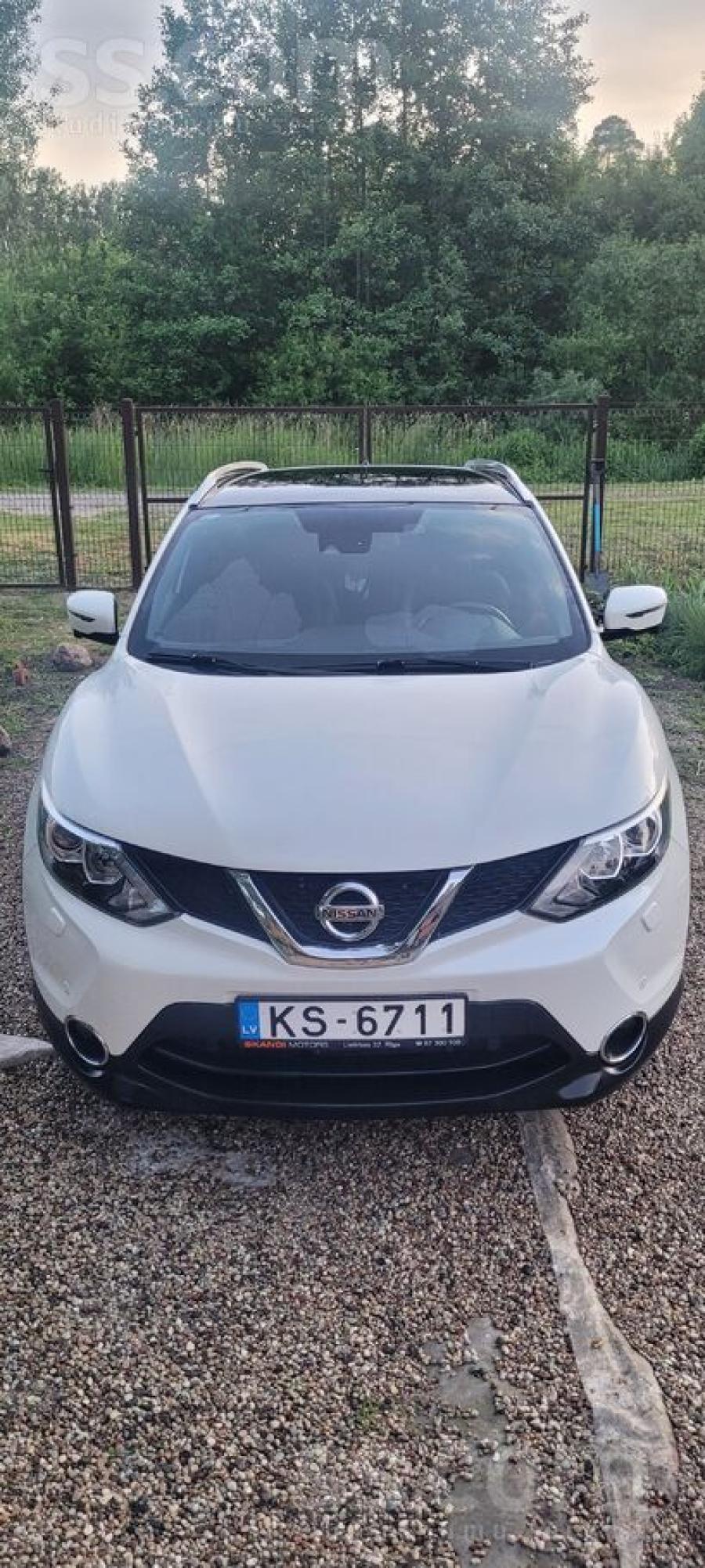 Balts Nissan Qashqai 2017 Rīga, ar dzinēja tilpumu 1.20 L un nobraukumu 179 tūkst. km par 9500 €, foto 3 vietnē AUTOMOTO.COM.LV