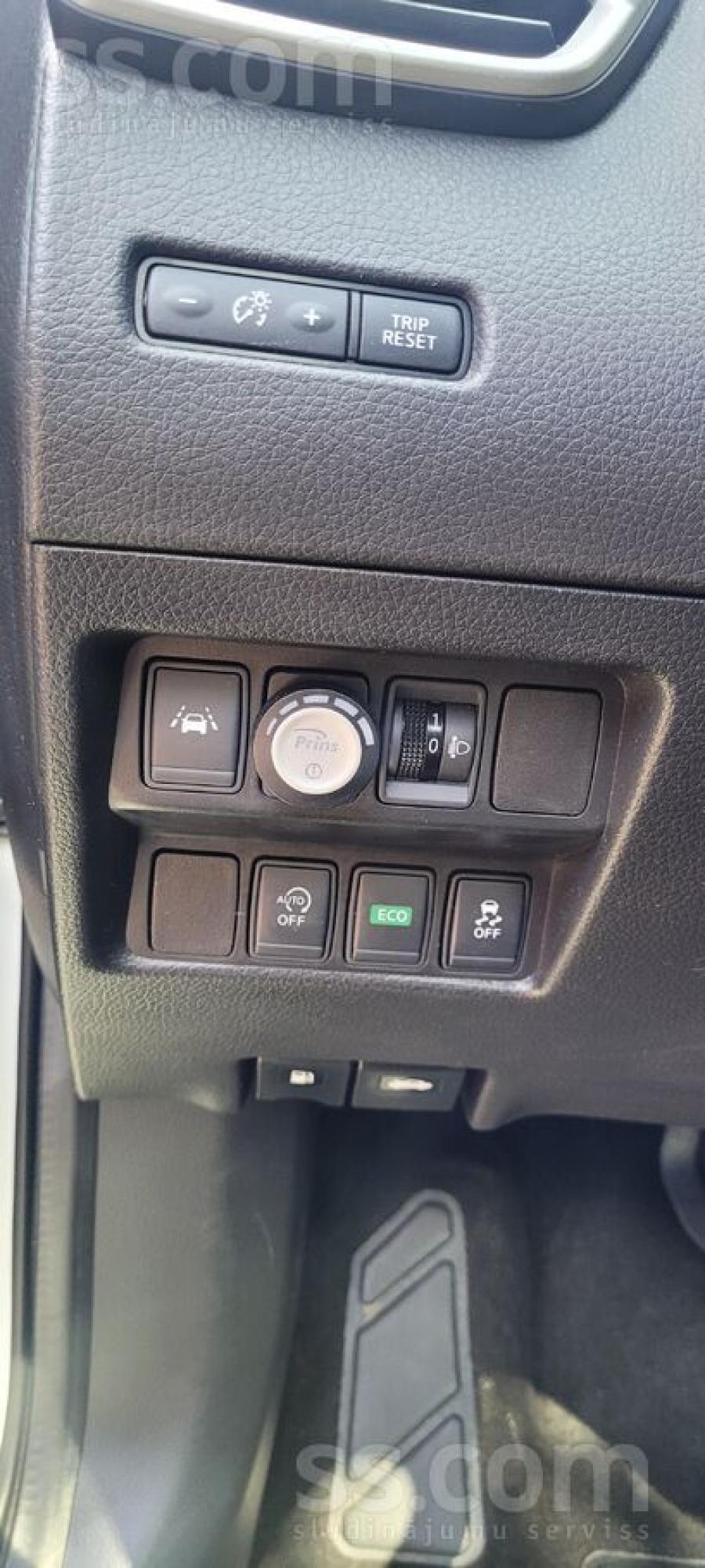 Balts Nissan Qashqai 2017 Rīga, ar dzinēja tilpumu 1.20 L un nobraukumu 179 tūkst. km par 9500 €, foto 7 vietnē AUTOMOTO.COM.LV