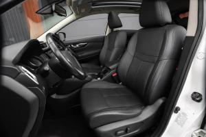 White Nissan Qashqai 2017 in Jelgava, with an engine capacity of 1.20 L and mileage of 90 thousand km for 9500 €, photo 14 on AUTOMOTO.COM.LV
