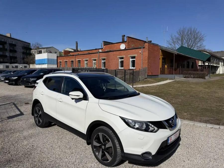 Balts Nissan Qashqai 2017 Ventspils, ar dzinēja tilpumu 1.60 L un nobraukumu 146 tūkst. km par 9800 €, foto 4 vietnē AUTOMOTO.COM.LV