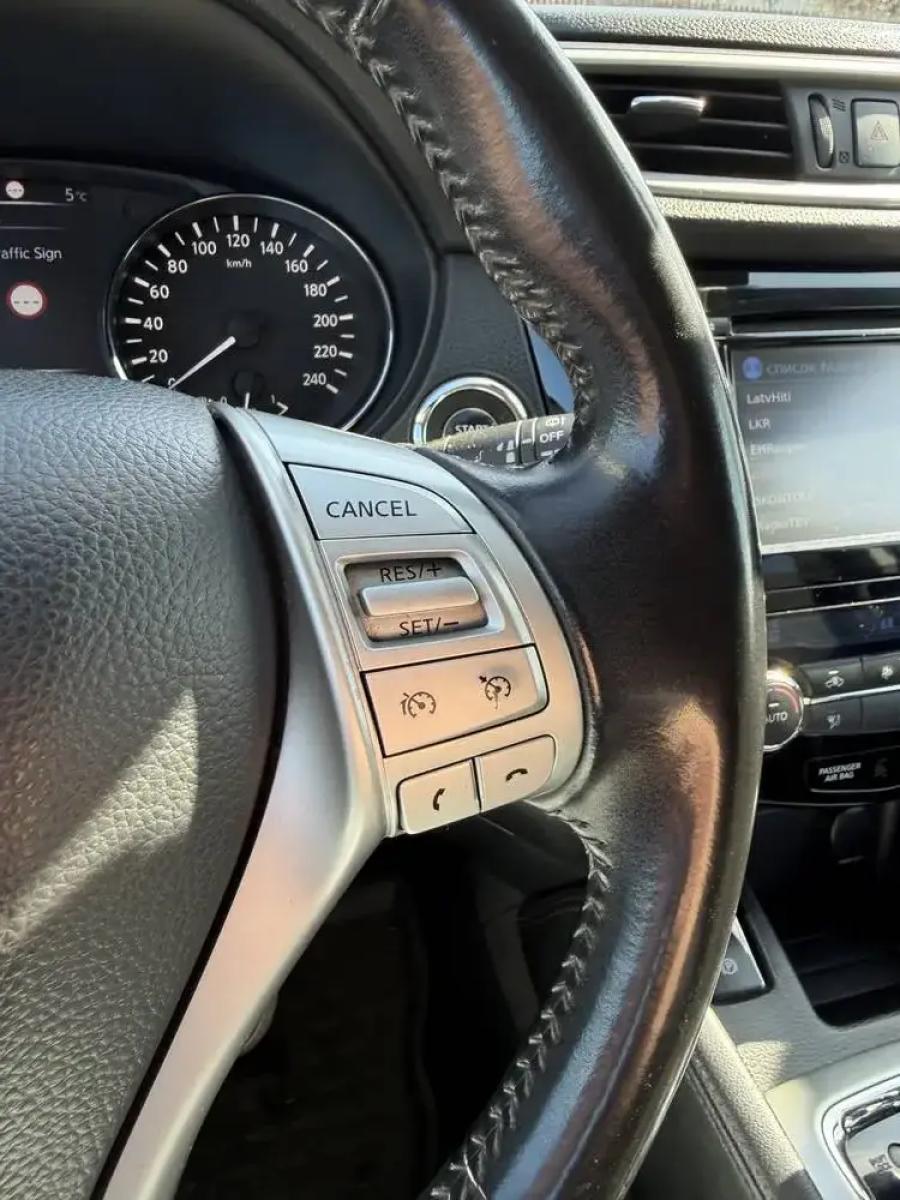 Balts Nissan Qashqai 2017 Ventspils, ar dzinēja tilpumu 1.60 L un nobraukumu 146 tūkst. km par 9800 €, foto 32 vietnē AUTOMOTO.COM.LV