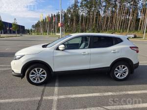 Balts Nissan Qashqai 2017 Rīga, ar dzinēja tilpumu 1.20 L un nobraukumu 148 tūkst. km par 10000 €, foto 3 vietnē AUTOMOTO.COM.LV