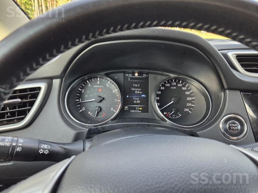 Balts Nissan Qashqai 2017 Rīga, ar dzinēja tilpumu 1.20 L un nobraukumu 148 tūkst. km par 10000 €, foto 5 vietnē AUTOMOTO.COM.LV