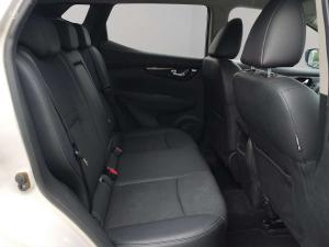 White Nissan Qashqai 2017 in Vilnius, with an engine capacity of 1.20 L and mileage of 76 thousand km for 11499 €, photo 10 on AUTOMOTO.COM.LV