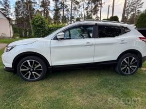 Balts Nissan Qashqai 2017 Daugavpils, ar dzinēja tilpumu 1.20 L un nobraukumu 54 tūkst. km par 11700 €, foto 7 vietnē AUTOMOTO.COM.LV