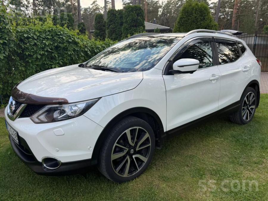Balts Nissan Qashqai 2017 Daugavpils, ar dzinēja tilpumu 1.20 L un nobraukumu 54 tūkst. km par 11700 €, foto 9 vietnē AUTOMOTO.COM.LV