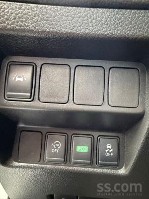 Balts Nissan Qashqai 2017 Daugavpils, ar dzinēja tilpumu 1.20 L un nobraukumu 54 tūkst. km par 11700 €, foto 10 vietnē AUTOMOTO.COM.LV