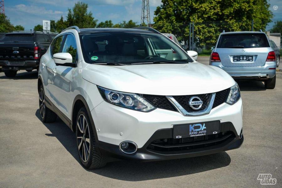 Balts Nissan Qashqai 2017 Marijampole, ar dzinēja tilpumu 1.20 L un nobraukumu 127 tūkst. km par 10950 €, foto 3 vietnē AUTOMOTO.COM.LV
