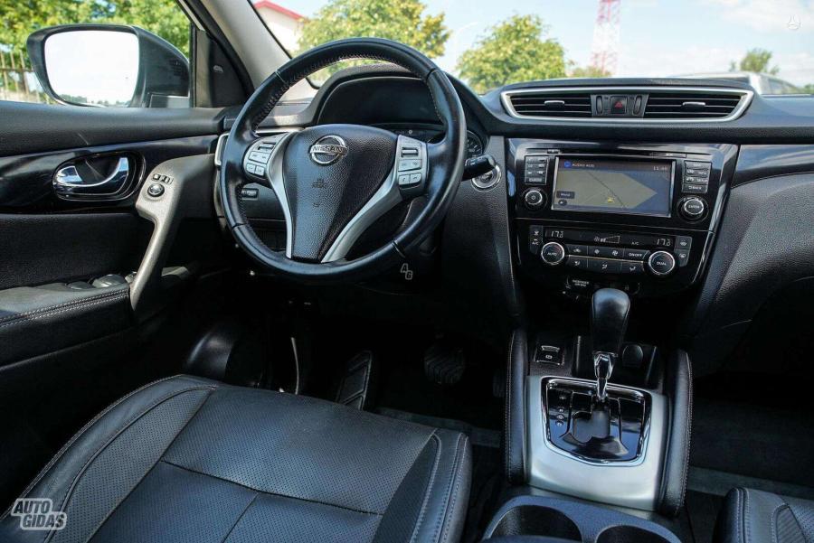 Balts Nissan Qashqai 2017 Marijampole, ar dzinēja tilpumu 1.20 L un nobraukumu 127 tūkst. km par 10950 €, foto 18 vietnē AUTOMOTO.COM.LV