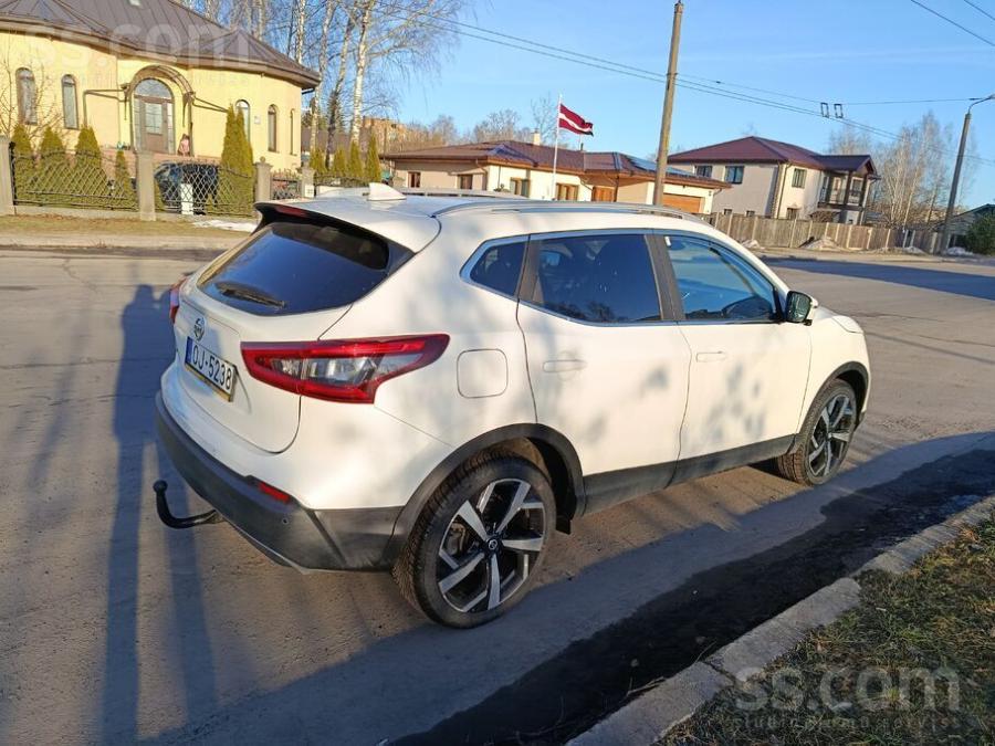 Белый Ниссан Кашкай 2017 в Рига, объемом двигателя 1.20 л и пробегом 134 тыс. км за 11500 €, фото 3 на AUTOMOTO.COM.LV