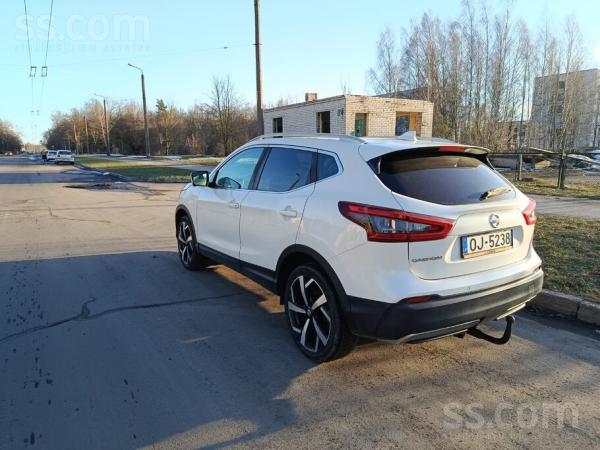 Balts Nissan Qashqai 2017 Rīga, ar dzinēja tilpumu 1.20 L un nobraukumu 134 tūkst. km par 11500 €, foto 3 vietnē AUTOMOTO.COM.LV