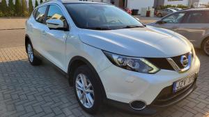 White Nissan Qashqai 2017 in Vilnius, with an engine capacity of 1.20 L and mileage of 90 thousand km for 11500 €, photo  on AUTOMOTO.COM.LV