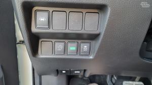 White Nissan Qashqai 2017 in Vilnius, with an engine capacity of 1.20 L and mileage of 90 thousand km for 11500 €, photo 12 on AUTOMOTO.COM.LV