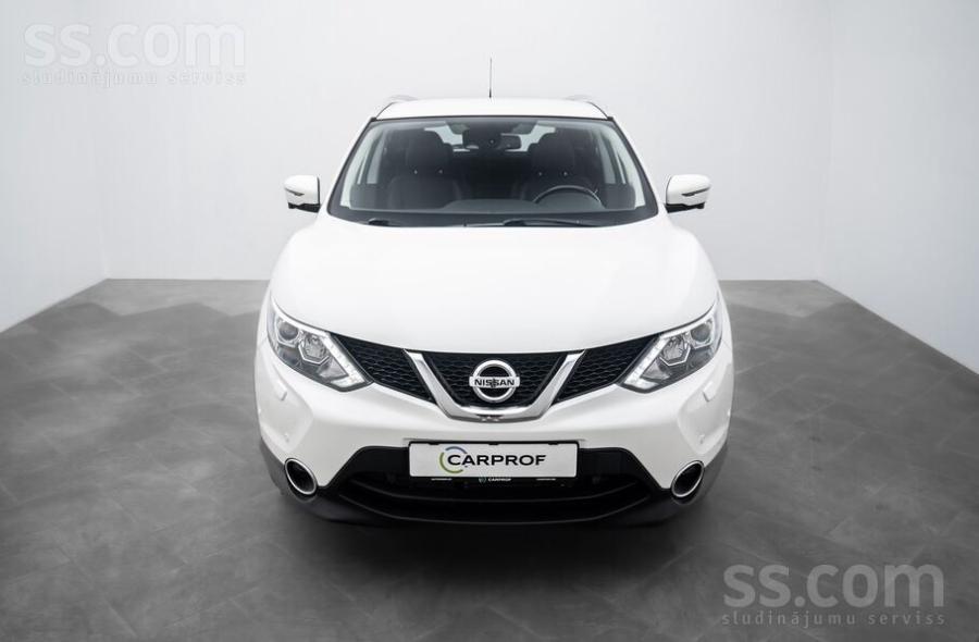 White Nissan Qashqai 2017 in Tallinn, with an engine capacity of 1.20 L and mileage of 92 thousand km for 12999 €, photo 3 on AUTOMOTO.COM.LV