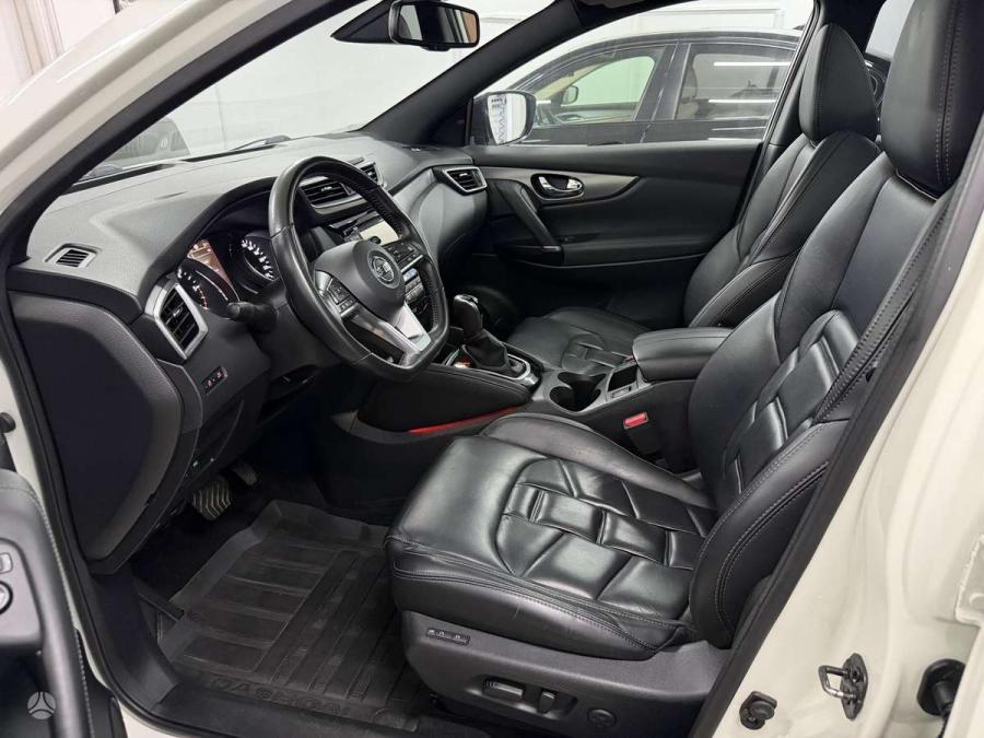 Balts Nissan Qashqai 2017 Kauņa, ar dzinēja tilpumu 1.60 L un nobraukumu 206 tūkst. km par 10200 €, foto 9 vietnē AUTOMOTO.COM.LV