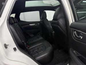 Balts Nissan Qashqai 2017 Kauņa, ar dzinēja tilpumu 1.60 L un nobraukumu 206 tūkst. km par 10200 €, foto 28 vietnē AUTOMOTO.COM.LV