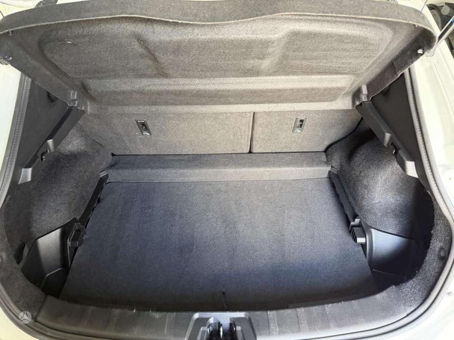 Balts Nissan Qashqai 2017 Kauņa, ar dzinēja tilpumu 1.60 L un nobraukumu 206 tūkst. km par 10200 €, foto 30 vietnē AUTOMOTO.COM.LV