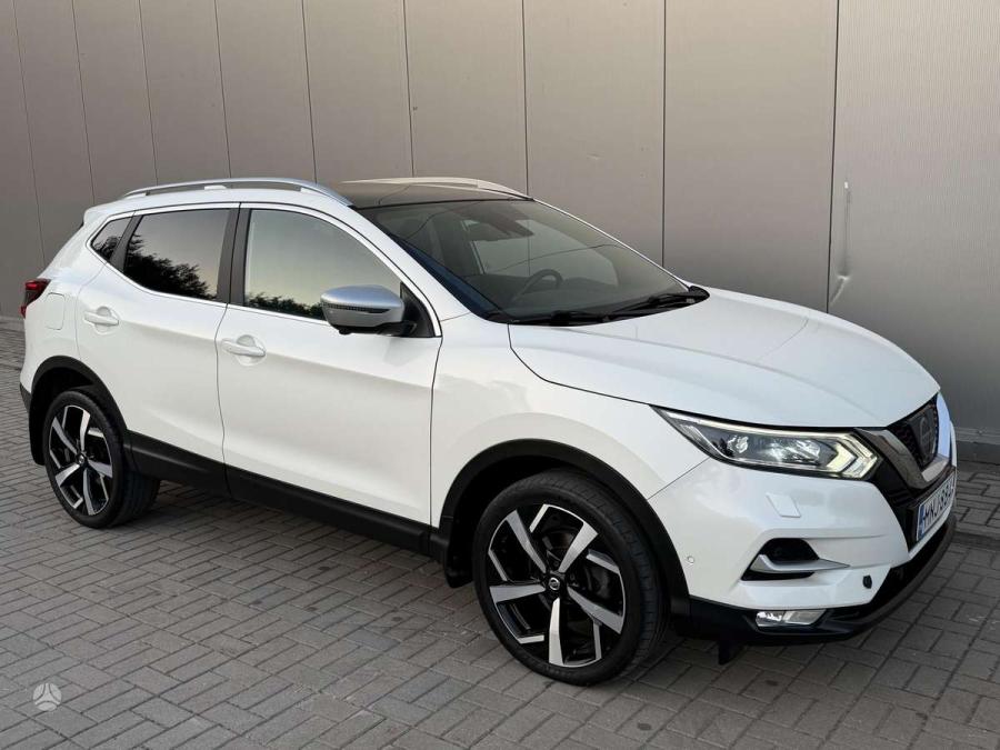 Balts Nissan Qashqai 2017 Kauņa, ar dzinēja tilpumu 1.60 L un nobraukumu 206 tūkst. km par 10200 €, foto 41 vietnē AUTOMOTO.COM.LV