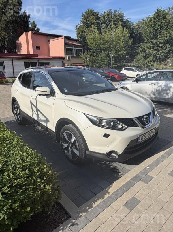 Balts Nissan Qashqai 2017 Rīga, ar dzinēja tilpumu 1.20 L un nobraukumu 131 tūkst. km par 10990 €, foto 2 vietnē AUTOMOTO.COM.LV