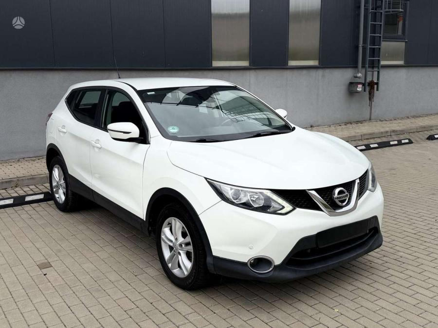 Balts Nissan Qashqai 2017 Viļņa, ar dzinēja tilpumu 1.60 L un nobraukumu 199 tūkst. km par 6600 €, foto 1 vietnē AUTOMOTO.COM.LV