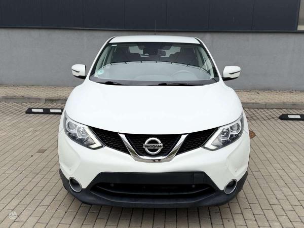 Balts Nissan Qashqai 2017 Viļņa, ar dzinēja tilpumu 1.60 L un nobraukumu 199 tūkst. km par 6600 €, foto 3 vietnē AUTOMOTO.COM.LV