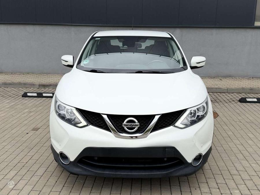 Balts Nissan Qashqai 2017 Viļņa, ar dzinēja tilpumu 1.60 L un nobraukumu 199 tūkst. km par 6600 €, foto 4 vietnē AUTOMOTO.COM.LV