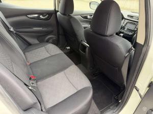 Balts Nissan Qashqai 2017 Viļņa, ar dzinēja tilpumu 1.60 L un nobraukumu 199 tūkst. km par 6600 €, foto 12 vietnē AUTOMOTO.COM.LV