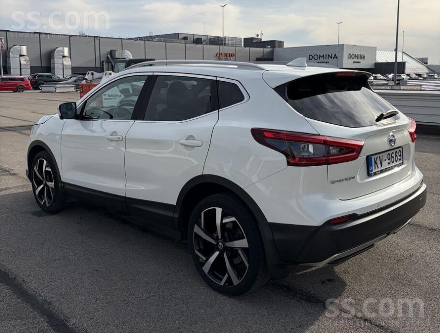 Balts Nissan Qashqai 2017 Rīga, ar dzinēja tilpumu 1.20 L un nobraukumu 84 tūkst. km par 13500 €, foto 3 vietnē AUTOMOTO.COM.LV