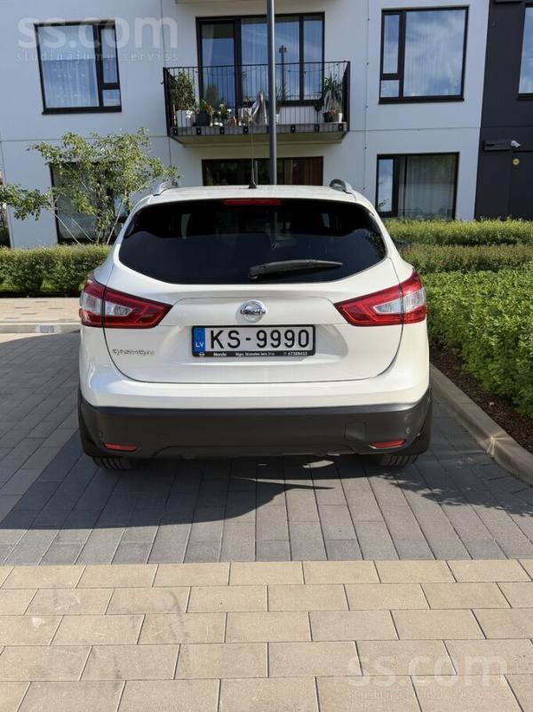 Balts Nissan Qashqai 2017 Rīga, ar dzinēja tilpumu 1.20 L un nobraukumu 132 tūkst. km par 9500 €, foto 3 vietnē AUTOMOTO.COM.LV