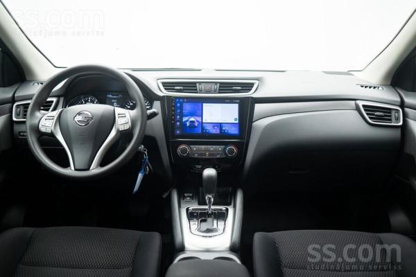 White Nissan Qashqai 2017 in Tallinn, with an engine capacity of 1.20 L and mileage of 138 thousand km for 9599 €, photo 2 on AUTOMOTO.COM.LV