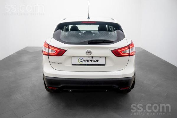 White Nissan Qashqai 2017 in Tallinn, with an engine capacity of 1.20 L and mileage of 138 thousand km for 9599 €, photo 6 on AUTOMOTO.COM.LV