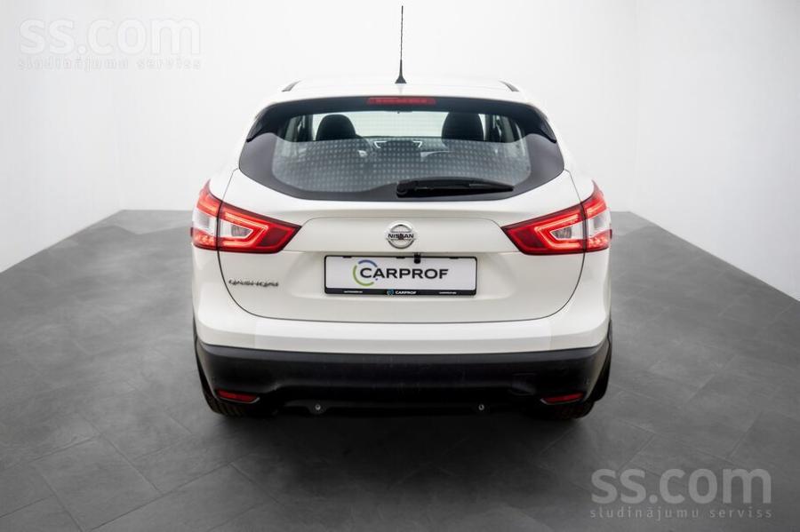 Balts Nissan Qashqai 2017 Tallina, ar dzinēja tilpumu 1.20 L un nobraukumu 138 tūkst. km par 9599 €, foto 7 vietnē AUTOMOTO.COM.LV