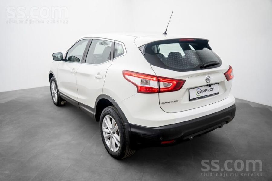 Balts Nissan Qashqai 2017 Tallina, ar dzinēja tilpumu 1.20 L un nobraukumu 138 tūkst. km par 9599 €, foto 8 vietnē AUTOMOTO.COM.LV