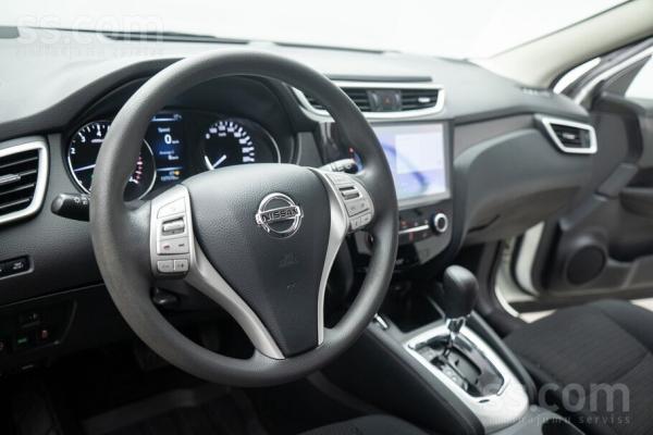 White Nissan Qashqai 2017 in Tallinn, with an engine capacity of 1.20 L and mileage of 138 thousand km for 9599 €, photo 8 on AUTOMOTO.COM.LV