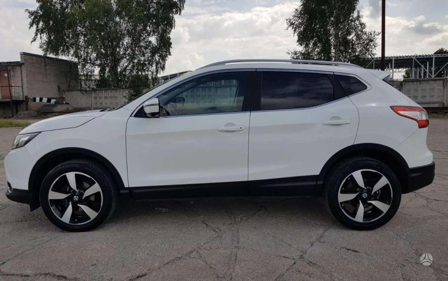 Balts Nissan Qashqai 2017 Šauļi, ar dzinēja tilpumu 1.46 L un nobraukumu 188 tūkst. km par 8800 €, foto 8 vietnē AUTOMOTO.COM.LV
