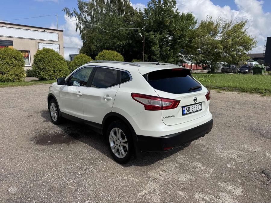 Balts Nissan Qashqai 2017 Kauņa, ar dzinēja tilpumu 1.46 L un nobraukumu 178 tūkst. km par 9000 €, foto 6 vietnē AUTOMOTO.COM.LV