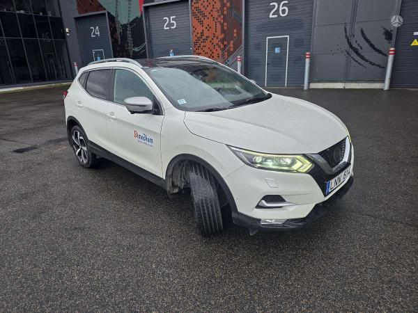 Nissan Qashqai 2017 Kauņa vietnē Balts Nissan Qashqai 2017 Kauņa, ar dzinēja tilpumu 1.20 L un nobraukumu 186 tūkst. km par 10500 €, foto 7 vietnē AUTOMOTO.COM.LV