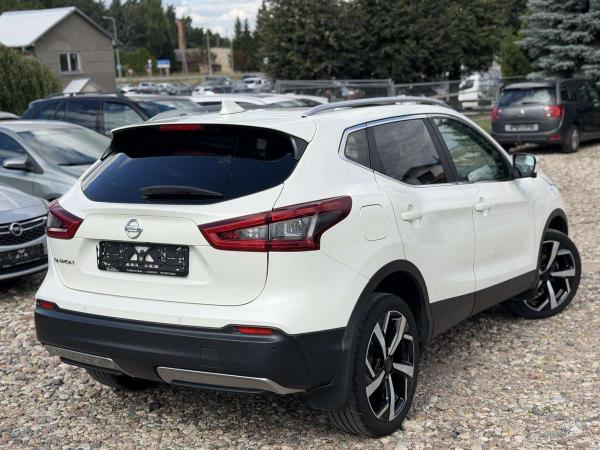 Balts Nissan Qashqai 2017 Utena, ar dzinēja tilpumu 1.20 L un nobraukumu 200 tūkst. km par 7690 €, foto 3 vietnē AUTOMOTO.COM.LV