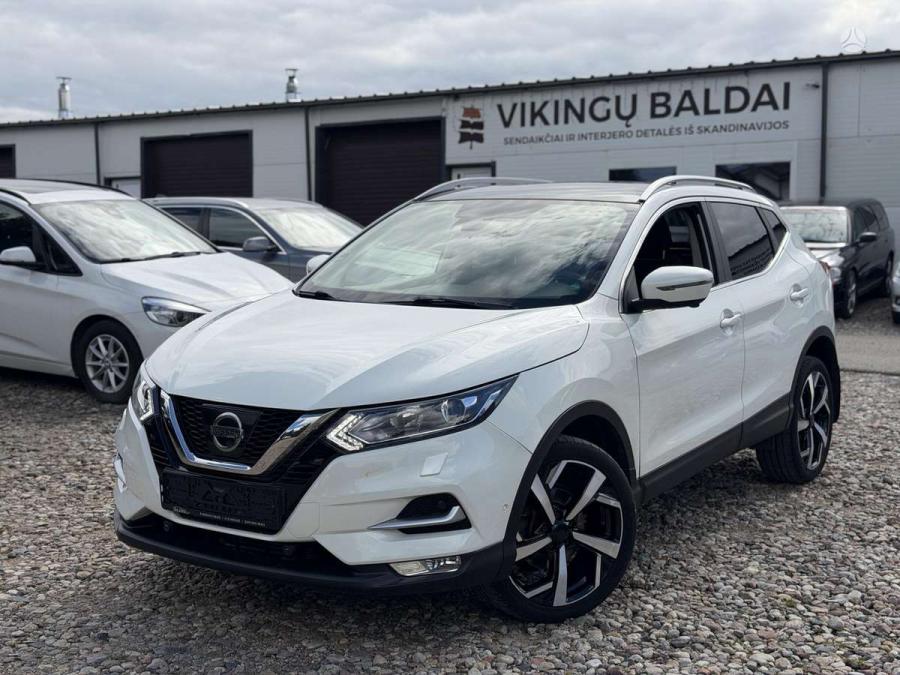 Balts Nissan Qashqai 2017 Utena, ar dzinēja tilpumu 1.20 L un nobraukumu 200 tūkst. km par 7690 €, foto 4 vietnē AUTOMOTO.COM.LV