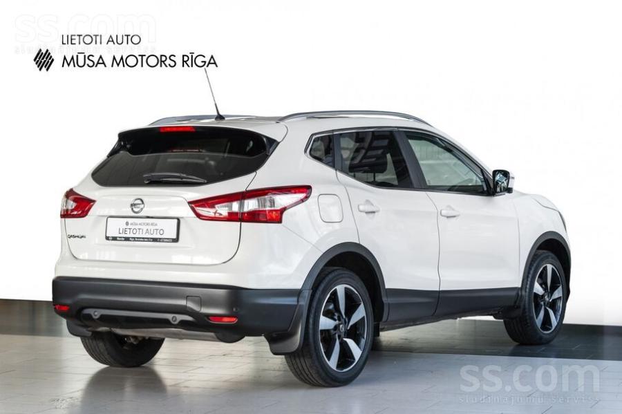 Balts Nissan Qashqai 2017 Rīga, ar dzinēja tilpumu 1.20 L un nobraukumu 132 tūkst. km par 9900 €, foto 3 vietnē AUTOMOTO.COM.LV