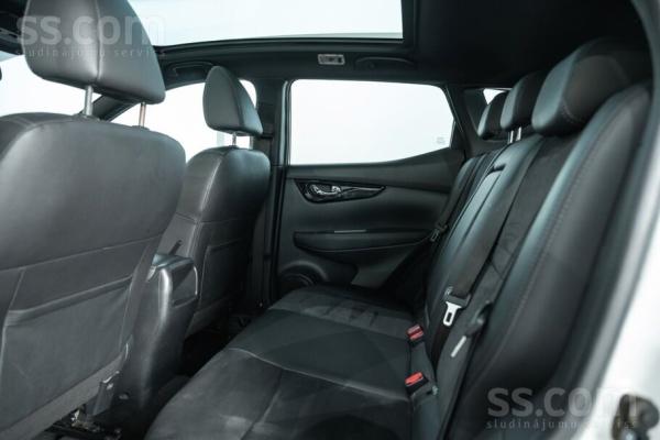 Balts Nissan Qashqai 2017 Rīga, ar dzinēja tilpumu 1.20 L un nobraukumu 132 tūkst. km par 9900 €, foto 7 vietnē AUTOMOTO.COM.LV