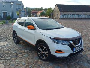White Nissan Qashqai 2017 in Kedainiai, with an engine capacity of 1.46 L and mileage of 142 thousand km for 11450 €, photo  on AUTOMOTO.COM.LV