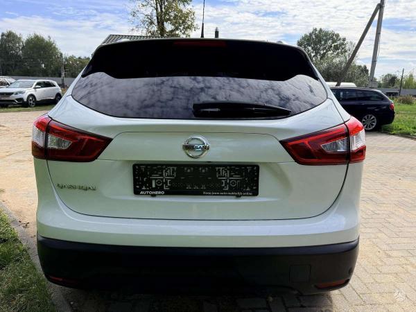 Balts Nissan Qashqai 2017 Kauņa, ar dzinēja tilpumu 1.20 L un nobraukumu 230 tūkst. km par 6950 €, foto 6 vietnē AUTOMOTO.COM.LV