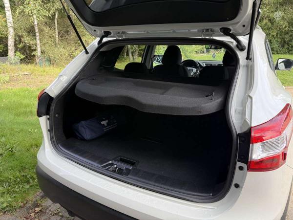 Balts Nissan Qashqai 2017 Kauņa, ar dzinēja tilpumu 1.20 L un nobraukumu 230 tūkst. km par 6950 €, foto 8 vietnē AUTOMOTO.COM.LV