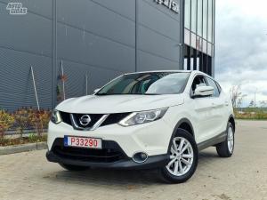 White Nissan Qashqai 2017 in Vilnius, with an engine capacity of 1.20 L and mileage of 129 thousand km for 8500 €, photo 4 on AUTOMOTO.COM.LV