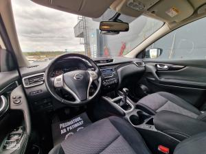 White Nissan Qashqai 2017 in Vilnius, with an engine capacity of 1.20 L and mileage of 129 thousand km for 8500 €, photo 19 on AUTOMOTO.COM.LV