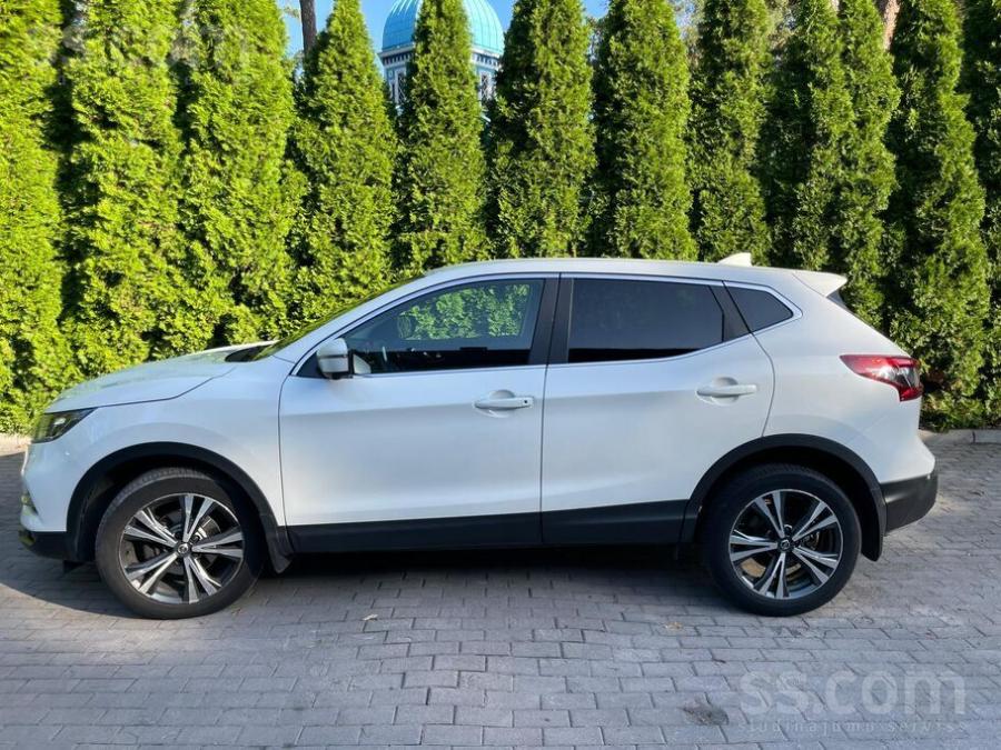 Balts Nissan Qashqai 2018 Jūrmala, ar dzinēja tilpumu 1.20 L un nobraukumu 110 tūkst. km par 13000 €, foto 2 vietnē AUTOMOTO.COM.LV